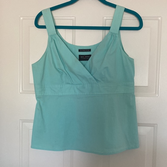 Axcess | Tops | Nwot This Beautiful Top Has Never Been Worn Gorgeous ...